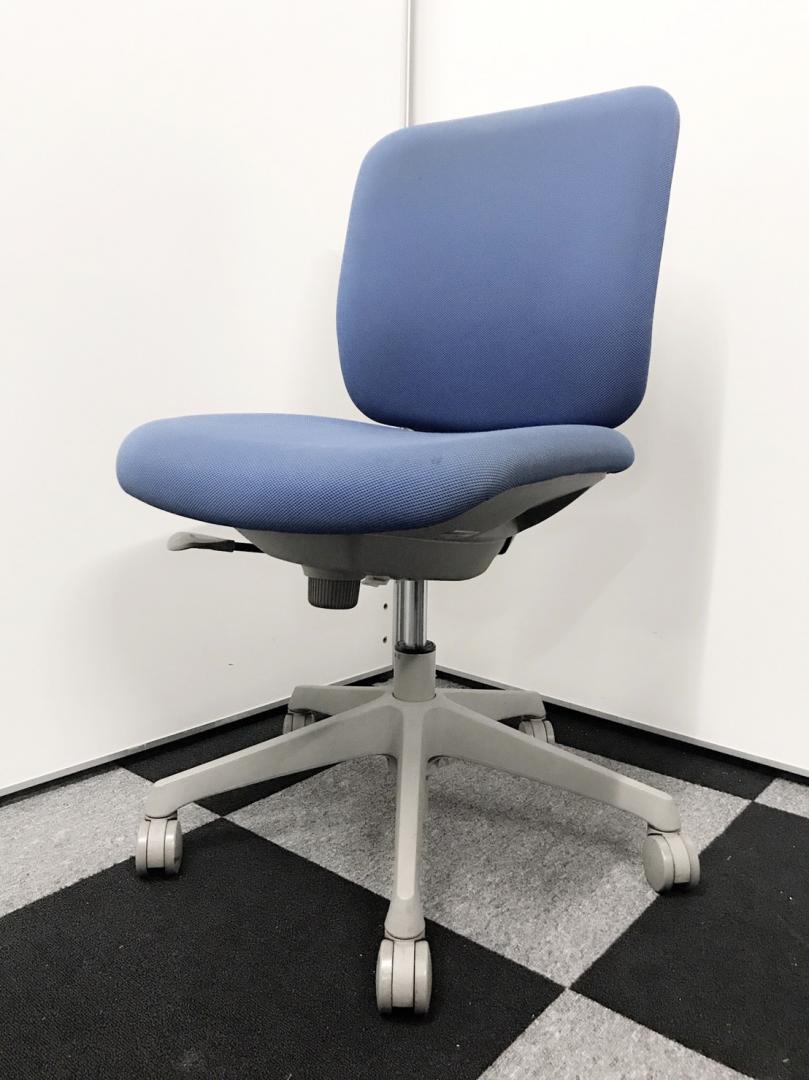 【中古】CG-Rチェア CN33GR FM36 オカムラ/okamura 肘無ローバックチェア 189082 - 中古オフィス家具ならオフィスバスターズ