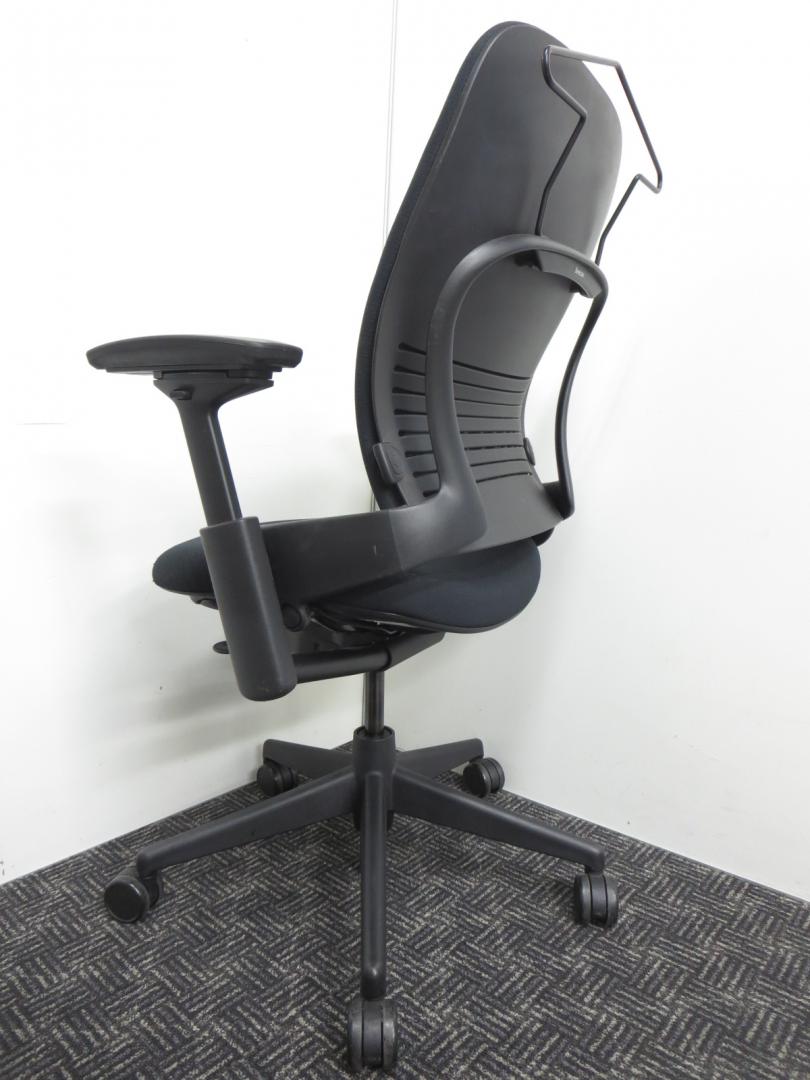 【中古】リープHD 46216179 Steelcase/スチールケース 肘付ハイバックチェア 202332 - 中古オフィス家具ならオフィス ...