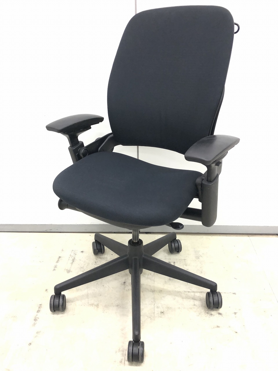 【中古】リープHD 46216179 Steelcase/スチールケース 肘付ハイバックチェア 220880 - 中古オフィス家具ならオフィス ...