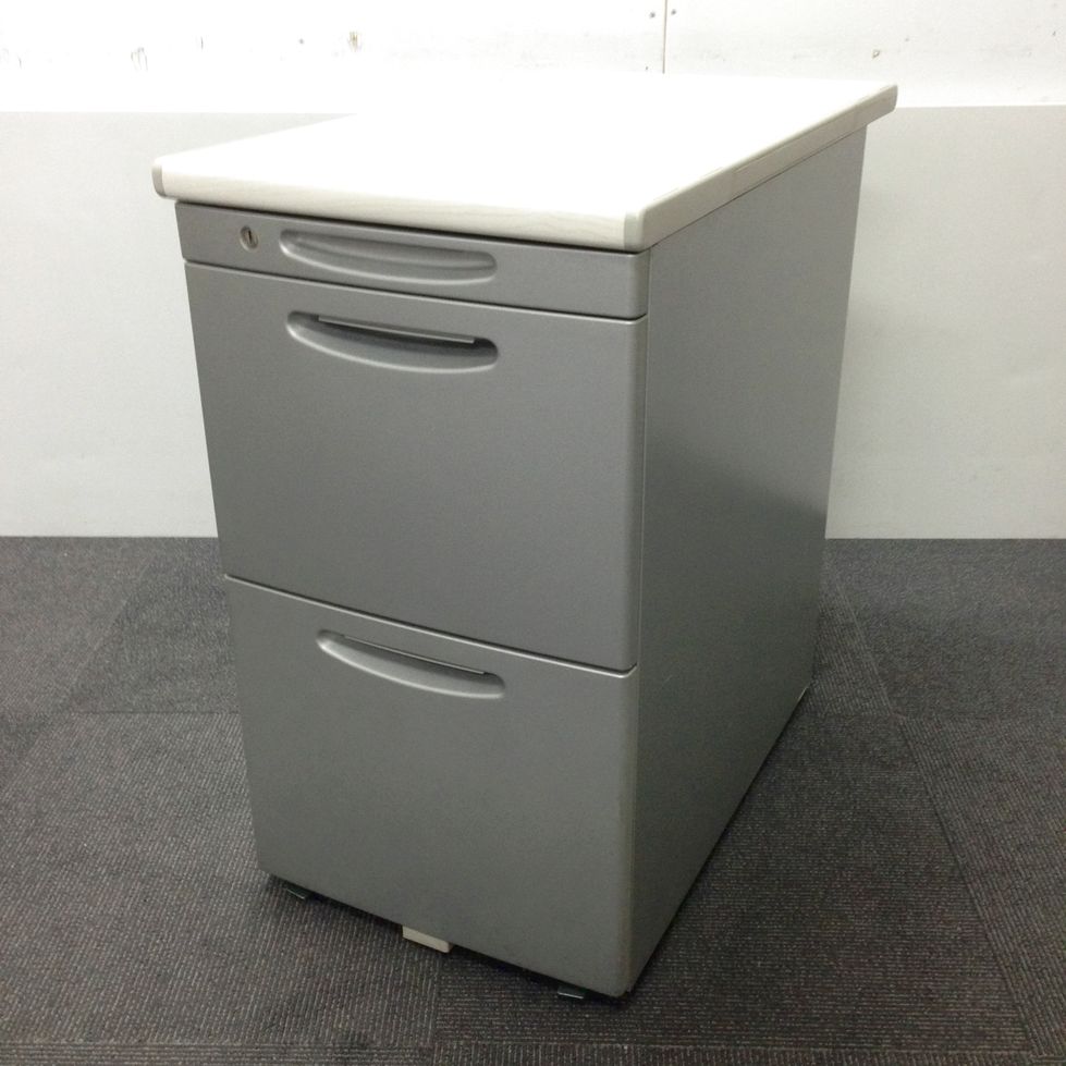 【中古】SD-V DS33VI M1A9 オカムラ/okamura 脇机3段 237821 - 中古オフィス家具ならオフィスバスターズ