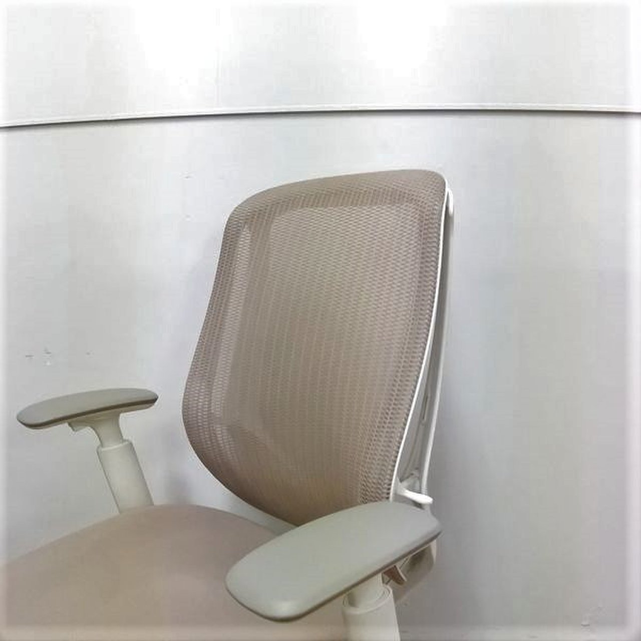 中古】シルフィー オカムラ/okamura 肘付ハイバックチェア 中古】シルフィー オカムラ/okamura 肘付ハイバックチェア