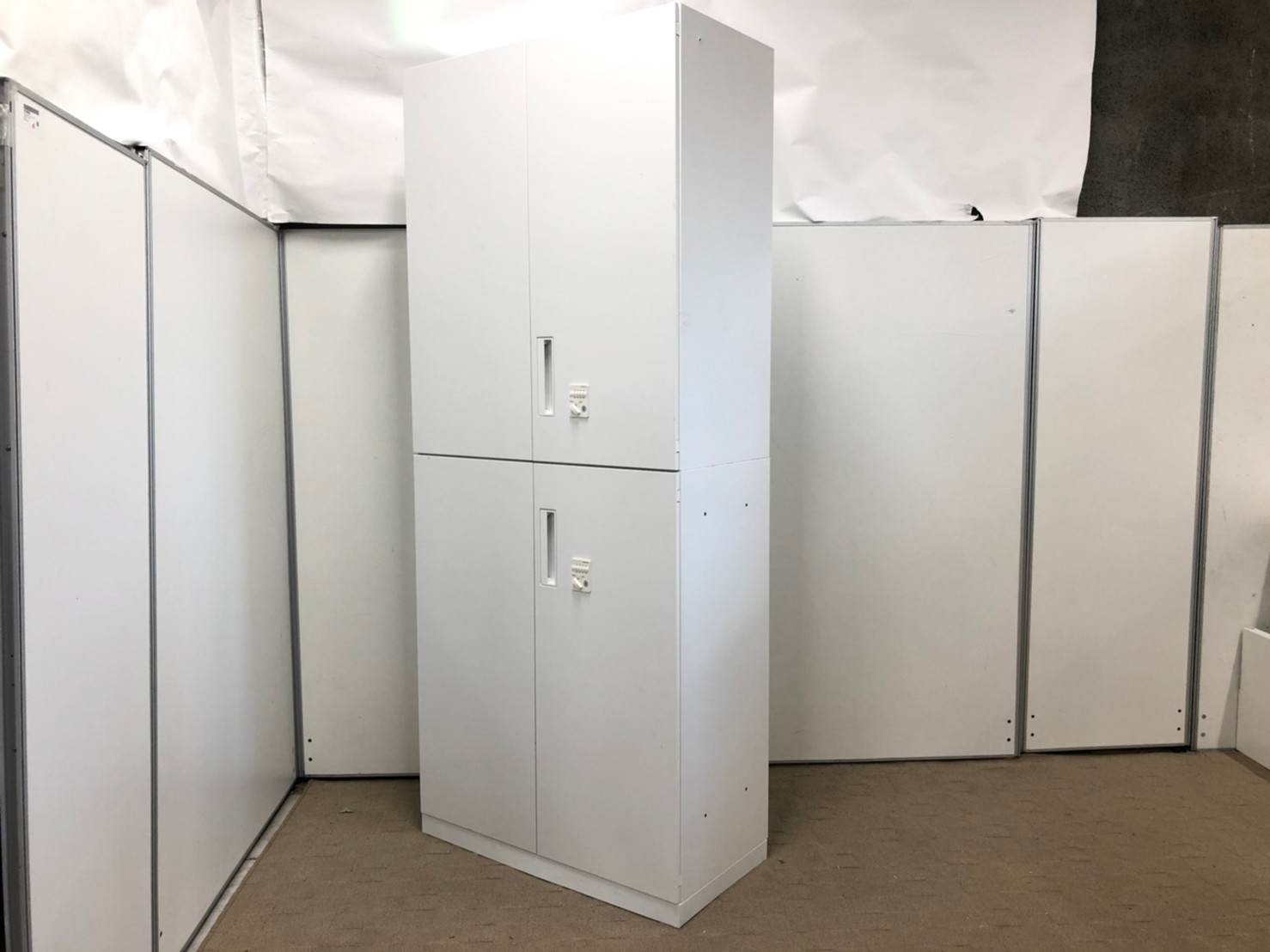 【中古】エディア コクヨ/KOKUYO ローキャビネット／両開き 339331 - 中古オフィス家具ならオフィスバスターズ