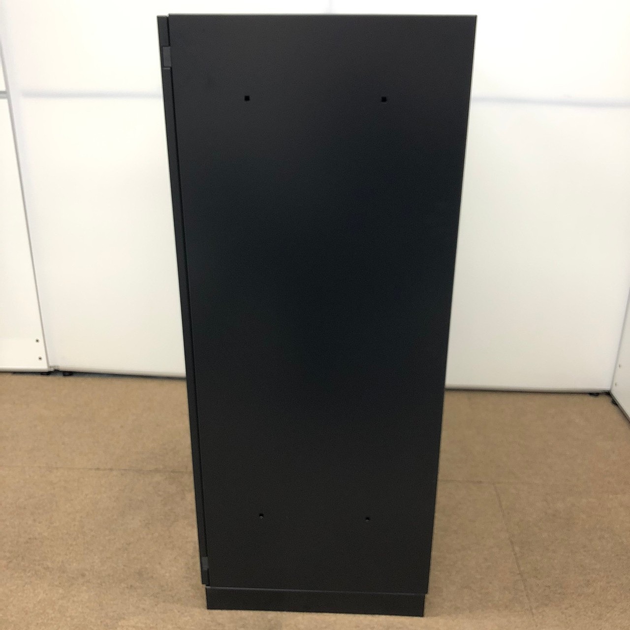 【中古】エディア コクヨ/KOKUYO ローキャビネット／両開き 377127 - 中古オフィス家具ならオフィスバスターズ