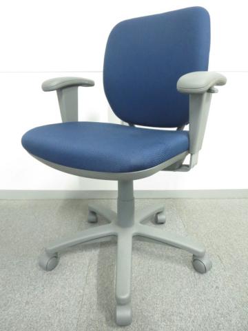 【中古】ヴィラージュチェア 8VC11AFVG7 オカムラ/okamura 肘付ローバックチェア 387298 - 中古オフィス家具なら ...