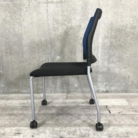 【中古】ENEIR ナイキ/NAIKI スタッキングチェア 400477 - 中古オフィス家具ならオフィスバスターズ