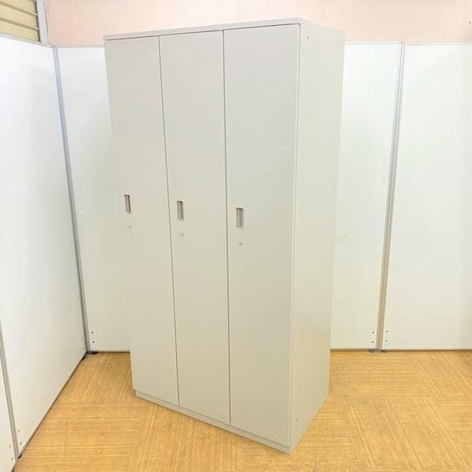 【中古】L型 HFH-0931SS-WE イトーキ/ITOKI 3人用更衣ロッカー 402381 - 中古オフィス家具ならオフィスバスターズ