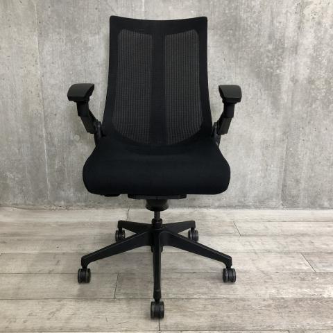 【中古】アクト クロス 樹脂 イトーキ/ITOKI 肘付ハイバックチェア 405686 - 中古オフィス家具ならオフィスバスターズ