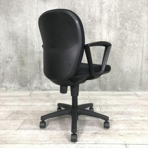 【中古】リエットチェア KFS-740GB-T1.T1 イトーキ/ITOKI 肘付ローバックチェア 410994 - 中古オフィス家具なら ...