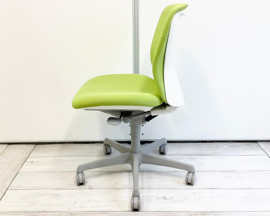 【中古】スラート C331WR FSF5 オカムラ/okamura 肘無ローバックチェア 416891 - 中古オフィス家具ならオフィスバスターズ