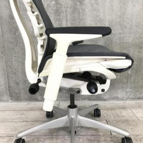 【中古】エンボディチェア Herman Miller/ハーマンミラー 肘付ハイバックチェア 419083 - 中古オフィス家具ならオフィスバスターズ