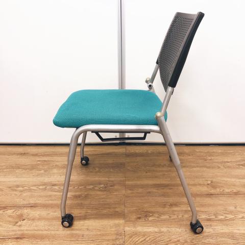 【中古】プロスタック 8139ZZ オカムラ/okamura スタッキングチェア 420641 - 中古オフィス家具ならオフィスバスターズ