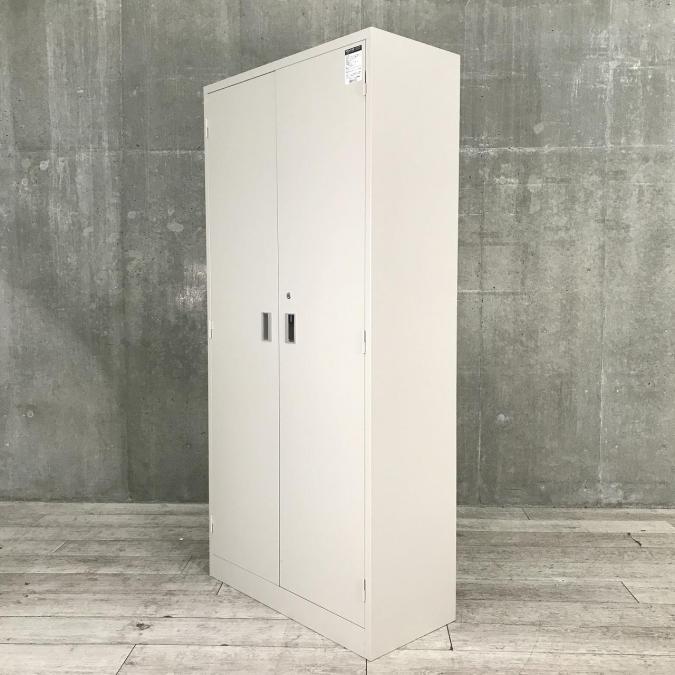 【中古】 S-370F1NN コクヨ/KOKUYO ハイキャビネット／両開き 424381 - 中古オフィス家具ならオフィスバスターズ