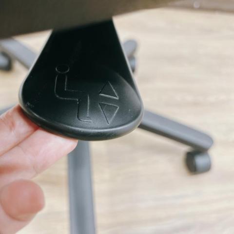 【中古】リエットチェア KFS-740GB-T1.T1 イトーキ/ITOKI 肘付ローバックチェア 431403 - 中古オフィス家具なら ...