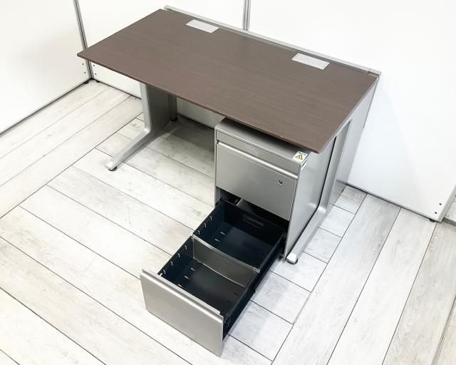 【中古】インクルード JFP-126HAK-17（デスク）／JF-046MPC-Z5（ワゴン）／C331WR FSF5（チェア） イトーキ/ITOKI デスクその他 433856 - 中古 ...