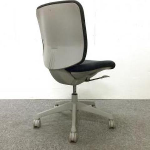 【中古】CG-Rチェア CN33GR FM31 オカムラ/okamura 肘無ローバックチェア 435095 - 中古オフィス家具ならオフィスバスターズ
