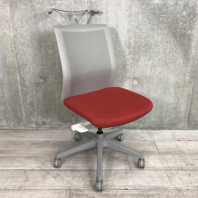 【中古】オムネス C532WR FBA9 オカムラ/okamura 肘無ローバックチェア 443238 - 中古オフィス家具ならオフィスバスターズ