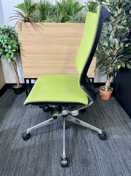 【中古】バロンメッシュチェア オカムラ/okamura 肘無ハイバックチェア 453057 - 中古オフィス家具ならオフィスバスターズ