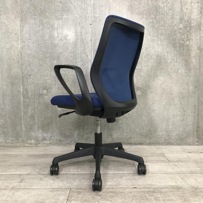 【中古】CG-M メッシュ CG21ZR-FZK3 オカムラ/okamura 肘付ローバックチェア 455143 - 中古オフィス家具なら ...