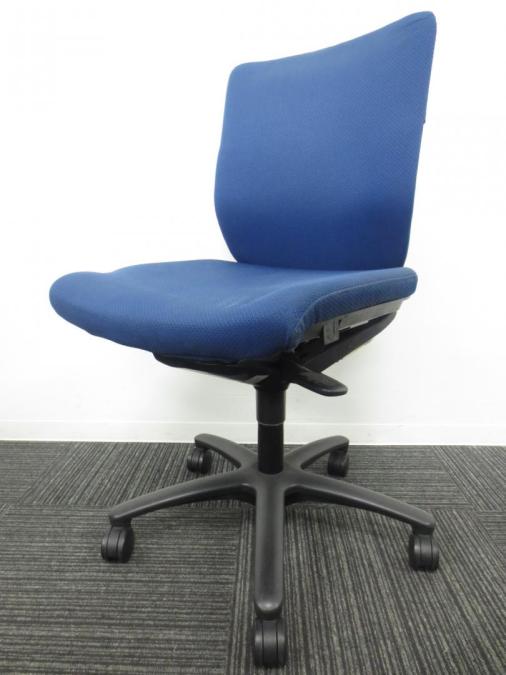 【中古】アドフィットチェア オカムラ/okamura 肘無ローバックチェア 463678 - 中古オフィス家具ならオフィスバスターズ