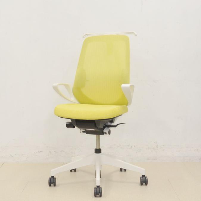 【中古】ノート イトーキ/ITOKI 肘付ハイバックチェア 469422 - 中古オフィス家具ならオフィスバスターズ