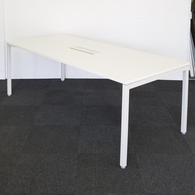 【中古】ノティオ ウチダ/UCHIDA ミーティングテーブル（会議机） 471152 - 中古オフィス家具ならオフィスバスターズ