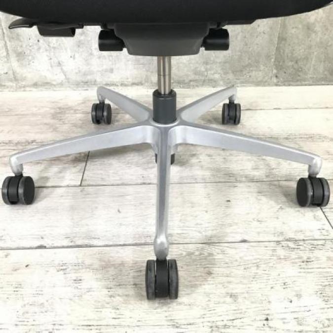 【中古】プラオαチェア イトーキ/ITOKI 肘付ハイバックチェア 476156 - 中古オフィス家具ならオフィスバスターズ