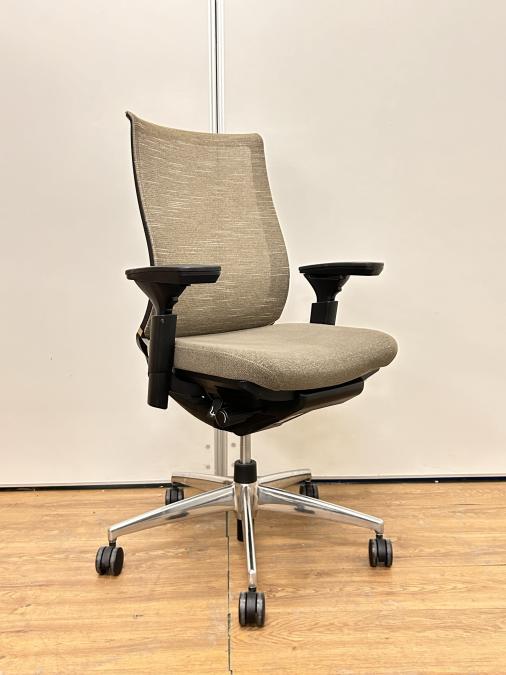 【中古】ベゼル アルミポリッシュ CRS-G2800E6 コクヨ/KOKUYO 肘付ハイバックチェア 477483 - 中古オフィス家具なら ...