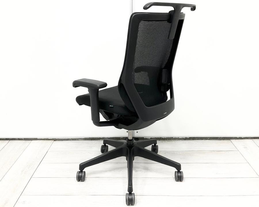 【中古】ミレッザ KF-957JBHT1T1T1 イトーキ/ITOKI 肘付ハイバックチェア 477567 - 中古オフィス家具ならオフィスバスターズ