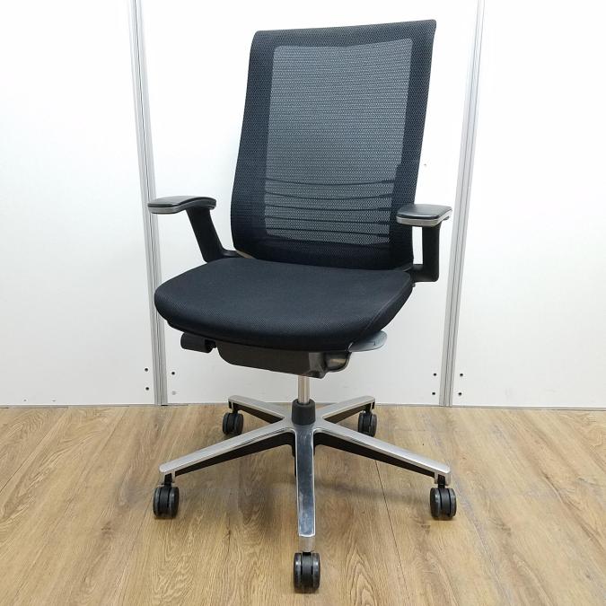 【中古】インスパイン CRS-G2502 コクヨ/KOKUYO 肘付ハイバックチェア 492868 - 中古オフィス家具ならオフィスバスターズ