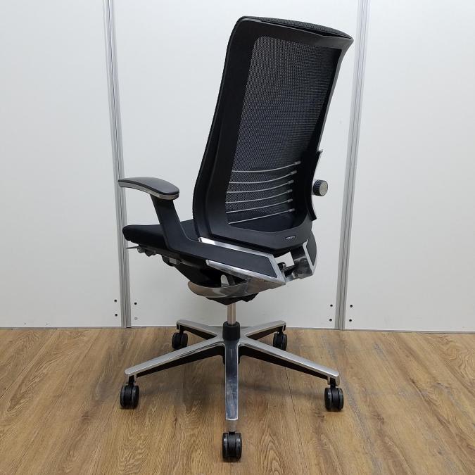 【中古】インスパイン CRS-G2502 コクヨ/KOKUYO 肘付ハイバックチェア 492868 - 中古オフィス家具ならオフィスバスターズ