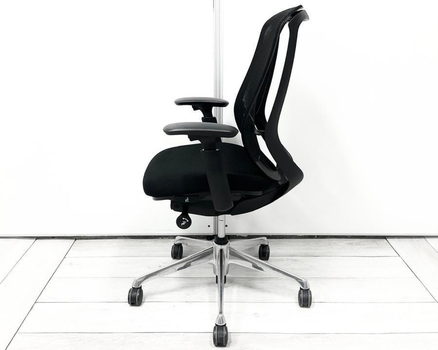 【中古】シルフィーメッシュ オカムラ/okamura 肘付ハイバックチェア 494873 - 中古オフィス家具ならオフィスバスターズ