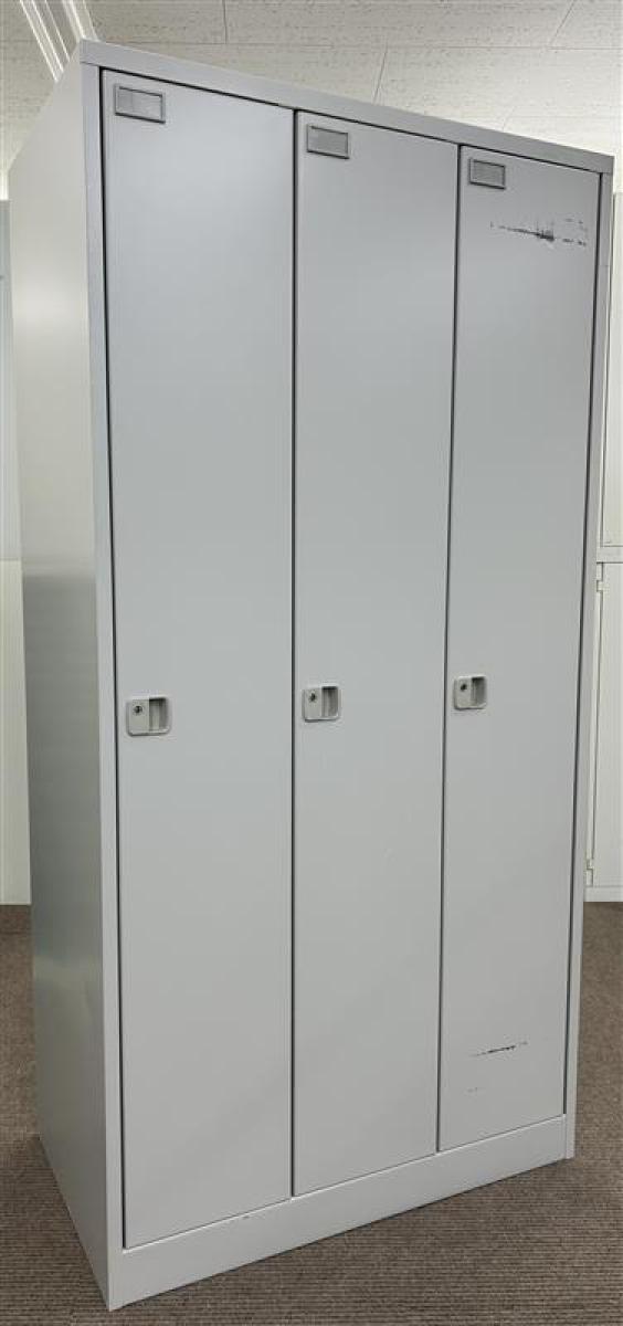 【中古】L型 HDL-0931SS-WE イトーキ/ITOKI 3人用更衣ロッカー 509984 - 中古オフィス家具ならオフィスバスターズ