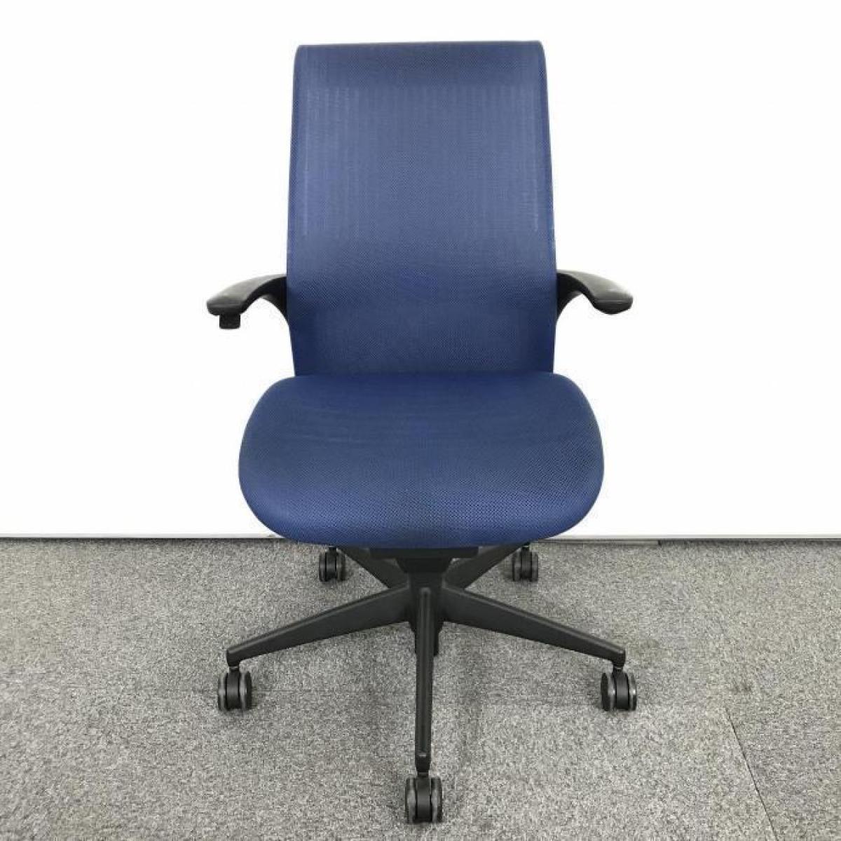 【中古】M4 樹脂 コクヨ/KOKUYO 肘付ハイバックチェア 517396 - 中古オフィス家具ならオフィスバスターズ