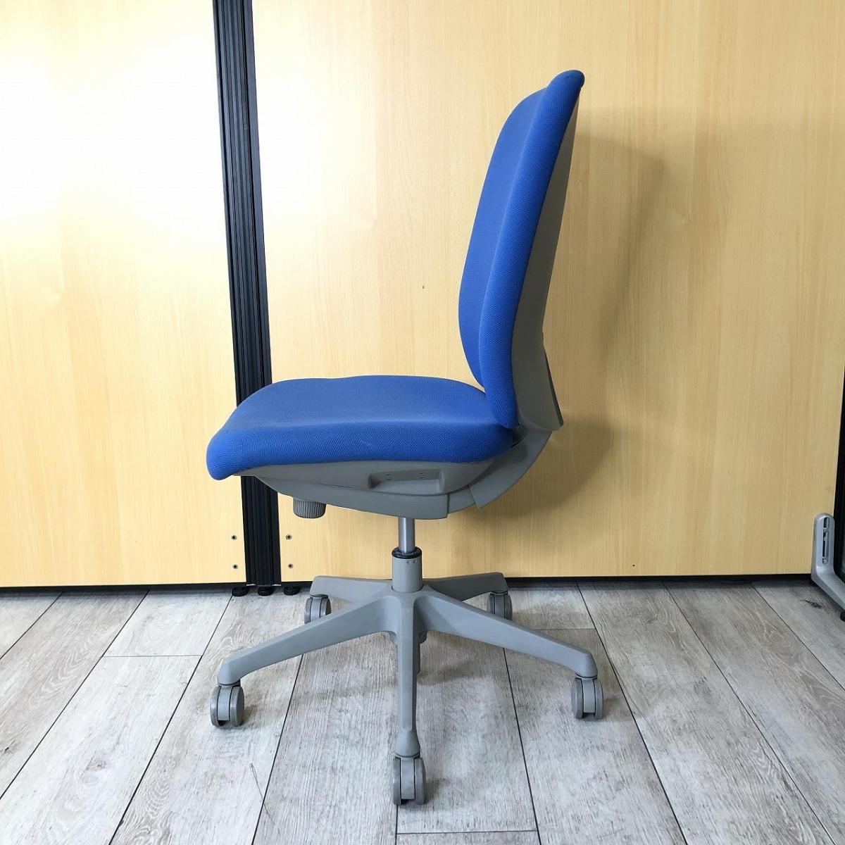 【中古】CG-Rチェア CN35GR FM36 オカムラ/okamura 肘無ハイバックチェア 521932 - 中古オフィス家具ならオフィスバスターズ