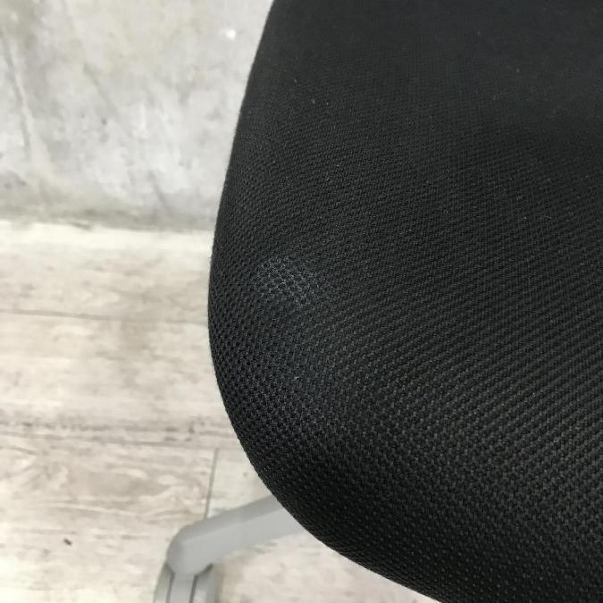 【中古】CG-Rチェア CN33GR FM31 オカムラ/okamura 肘無ローバックチェア 534358 - 中古オフィス家具ならオフィスバスターズ