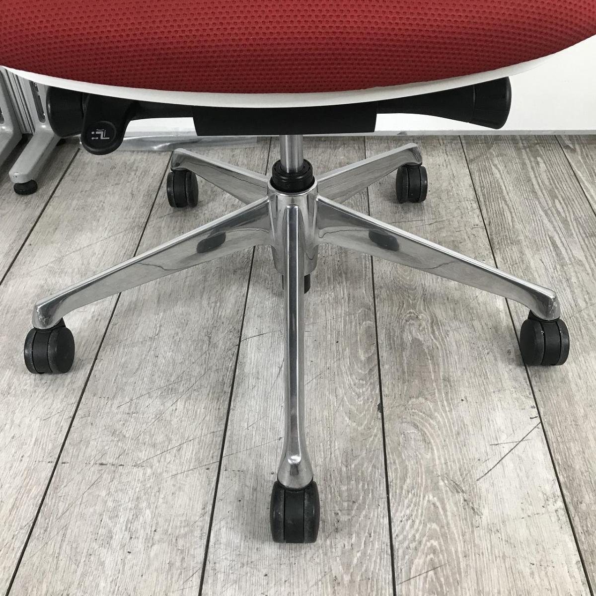 【中古】シルフィーメッシュ C666BZ FMP9 オカムラ/okamura 肘付ハイバックチェア 534511 - 中古オフィス家具ならオフィスバスターズ