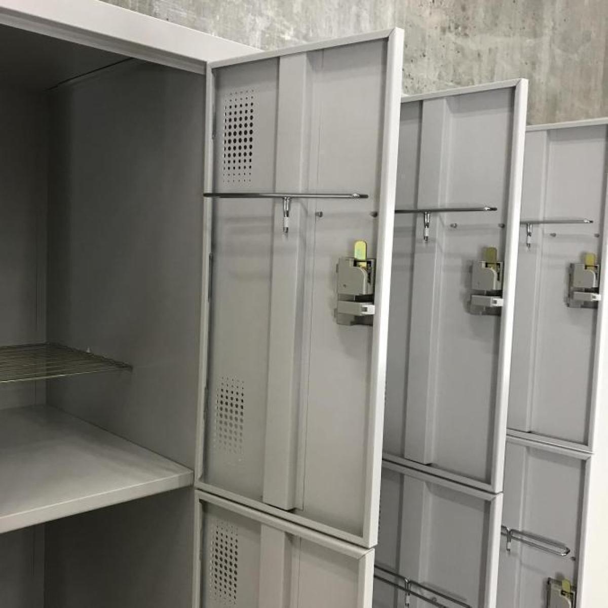 【中古】TLKロッカー TLK-S9 豊国工業 9人用更衣ロッカー 536762 - 中古オフィス家具ならオフィスバスターズ