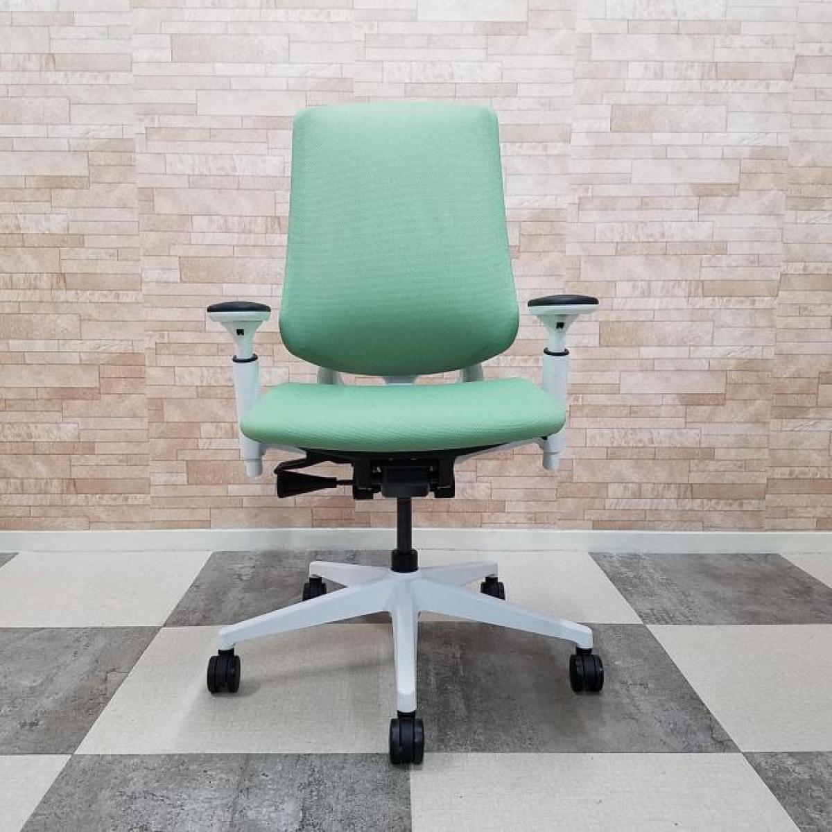 【中古】リーフレク ウチダ/UCHIDA 肘付ハイバックチェア 537171 - 中古オフィス家具ならオフィスバスターズ