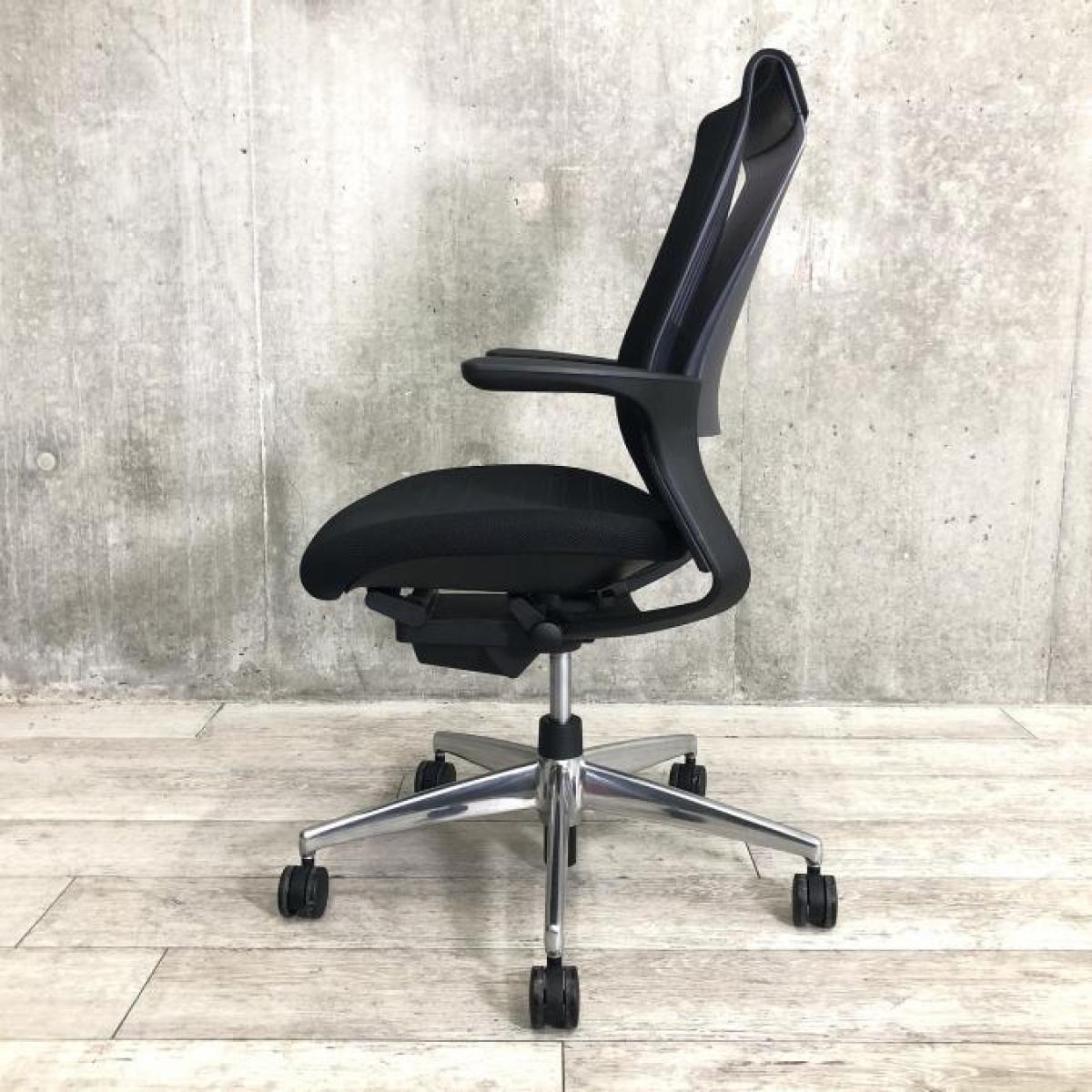 【中古】M4 アルミ CRS-G2201B コクヨ/KOKUYO 肘付ハイバックチェア 538343 - 中古オフィス家具ならオフィスバスターズ