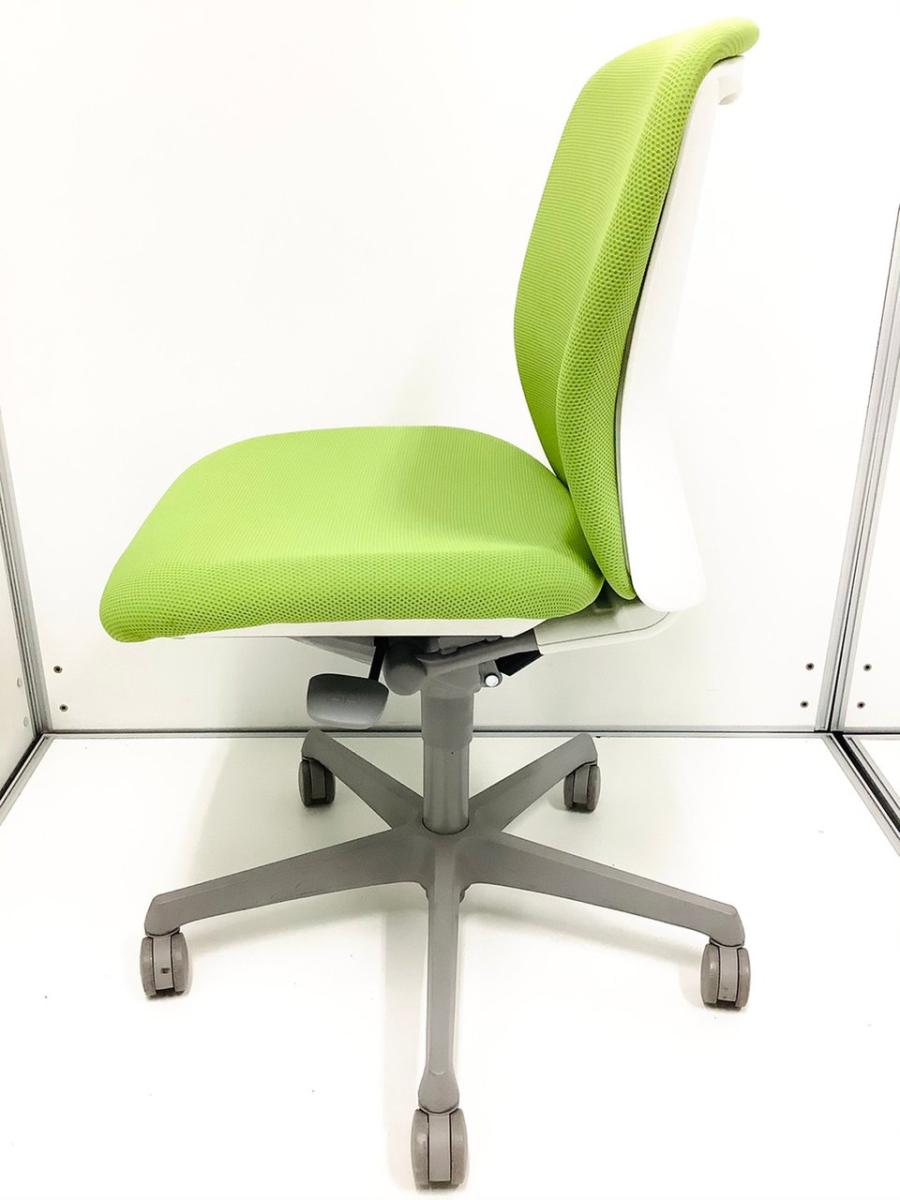 【中古】スラート C331WR FSF5 オカムラ/okamura 肘無ハイバックチェア 554180 - 中古オフィス家具ならオフィスバスターズ