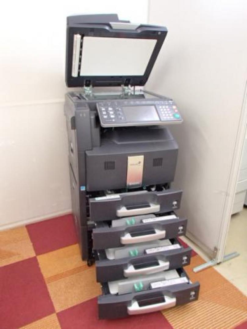 【中古】TASKalfa TASKalfa_300ci 京セラ/KYOCERA カラー複合機(コピー機) 56274 - 中古オフィス家具なら ...