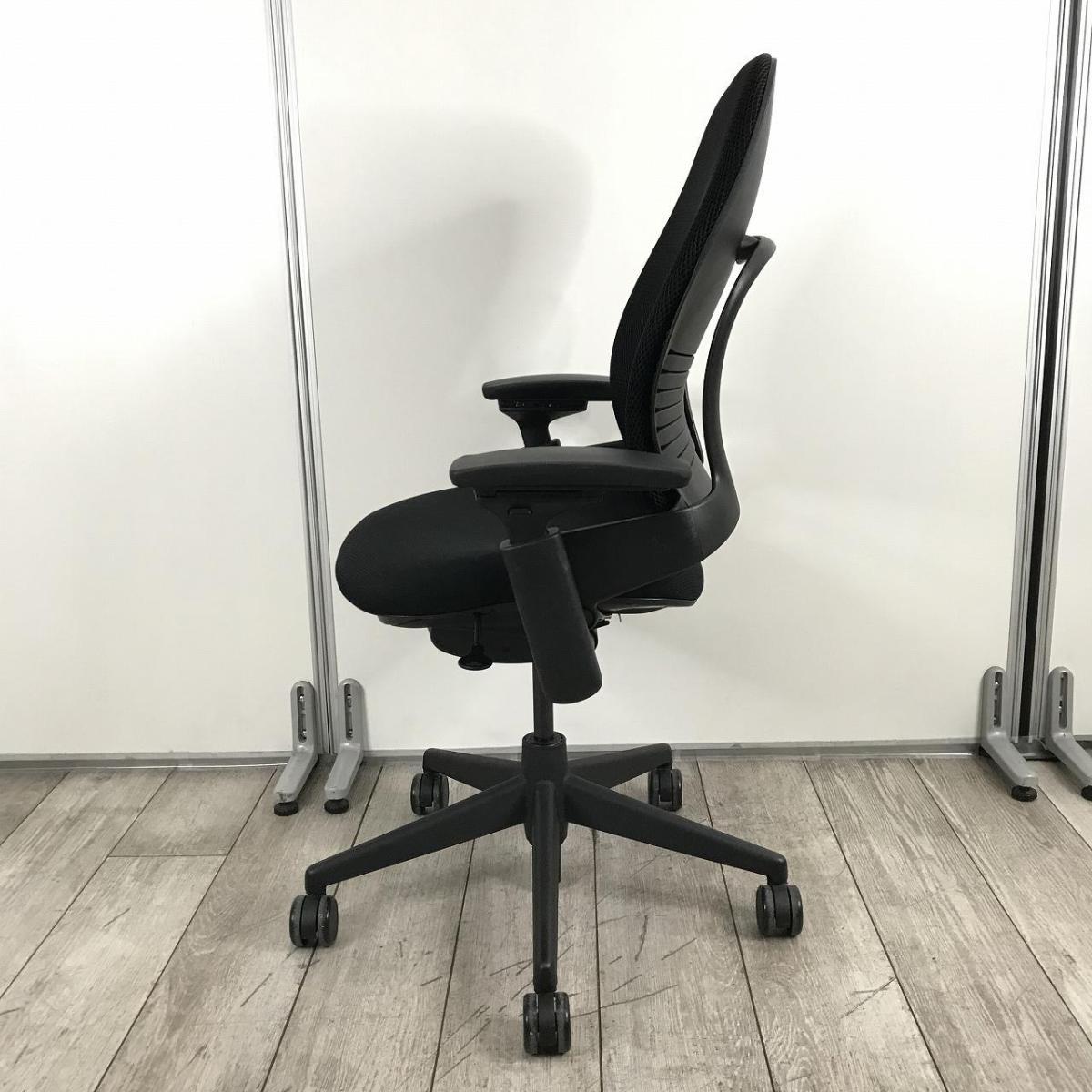 【中古】リープV2 Steelcase/スチールケース 肘付ハイバックチェア 566553 - 中古オフィス家具ならオフィスバスターズ