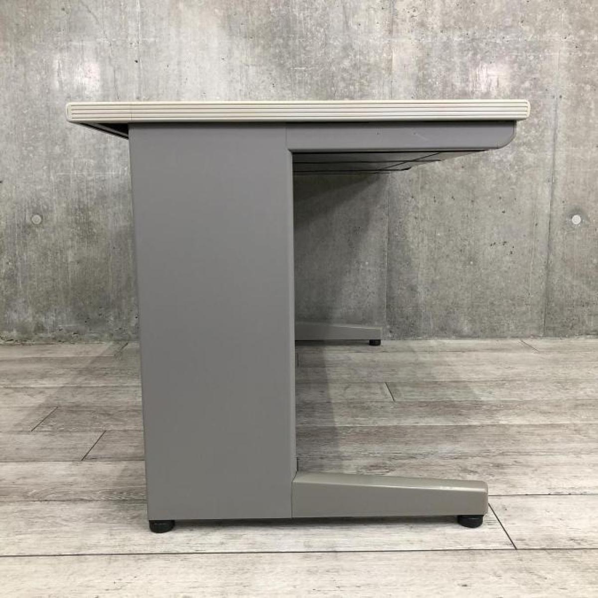 【中古】CZN デスク CZN-147HA-WE イトーキ/ITOKI 平机 567975 - 中古オフィス家具ならオフィスバスターズ